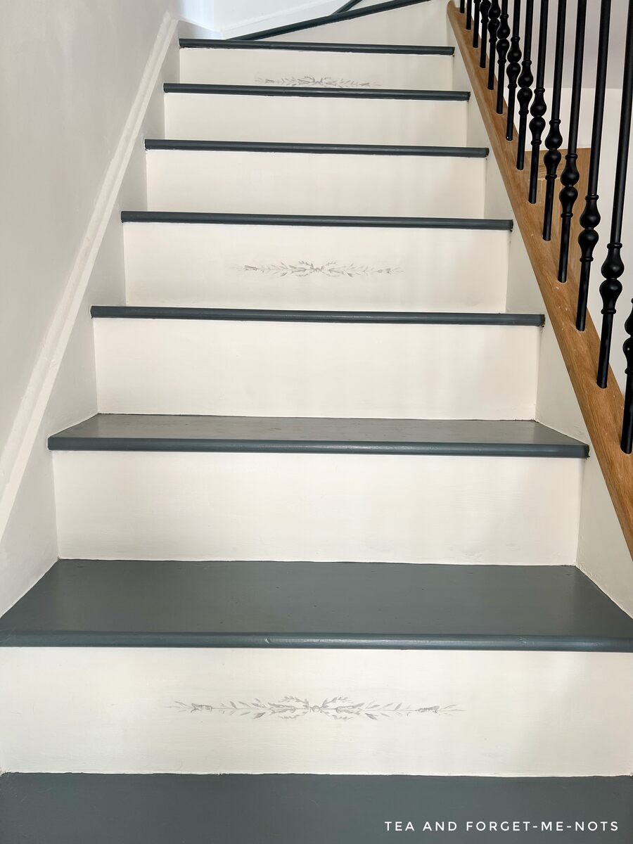 Easy Way to Paint a Staircase (DIY Painted Stairs Makeover) – Tea and ...