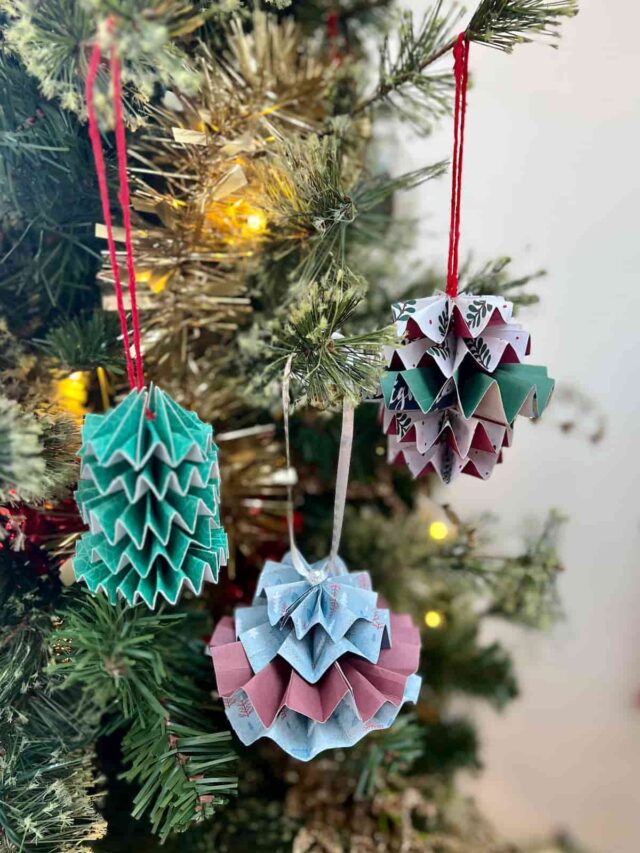 4 Scrapbook Paper Ornament Designs for Christmas Baubles – Tea and ...