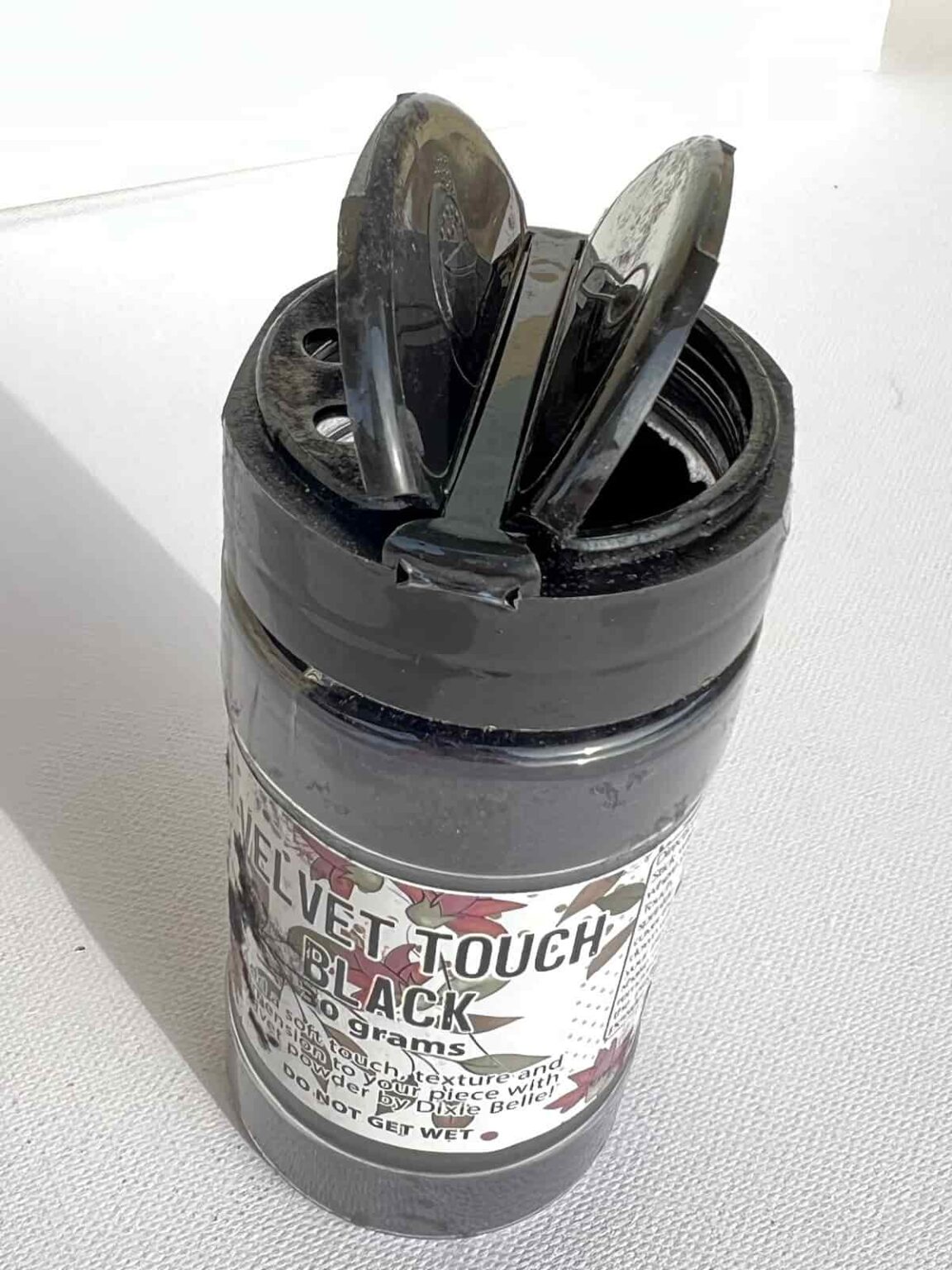 How To Use Velvet Touch By Dixie Belle Paint – Tea and Forget-me-nots