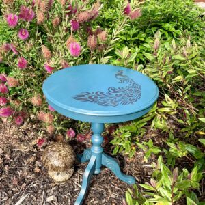 How to upcycle a small table for the second time – Tea and Forget-me-nots