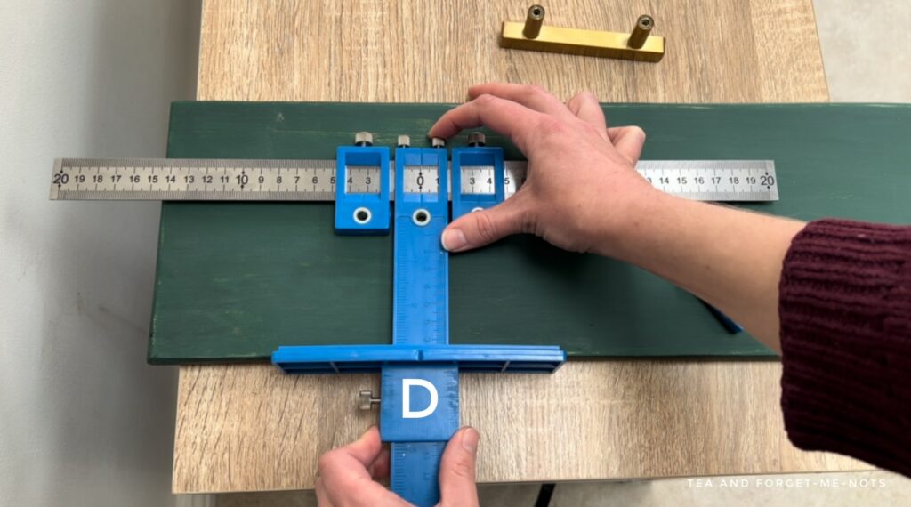 The best tool to fit hardware straight – Tea and Forget-me-nots