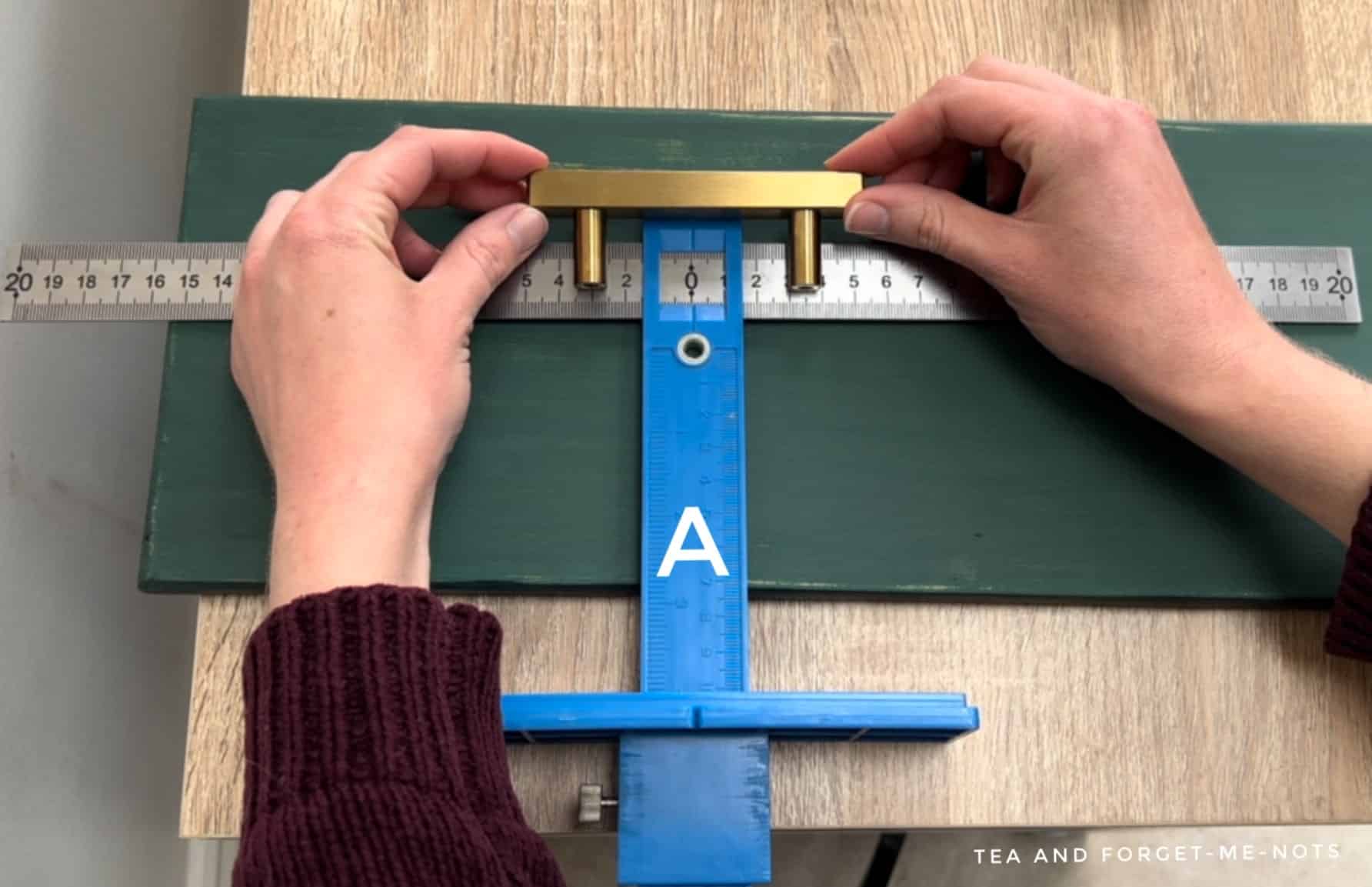 The best tool to fit hardware straight – Tea and Forget-me-nots