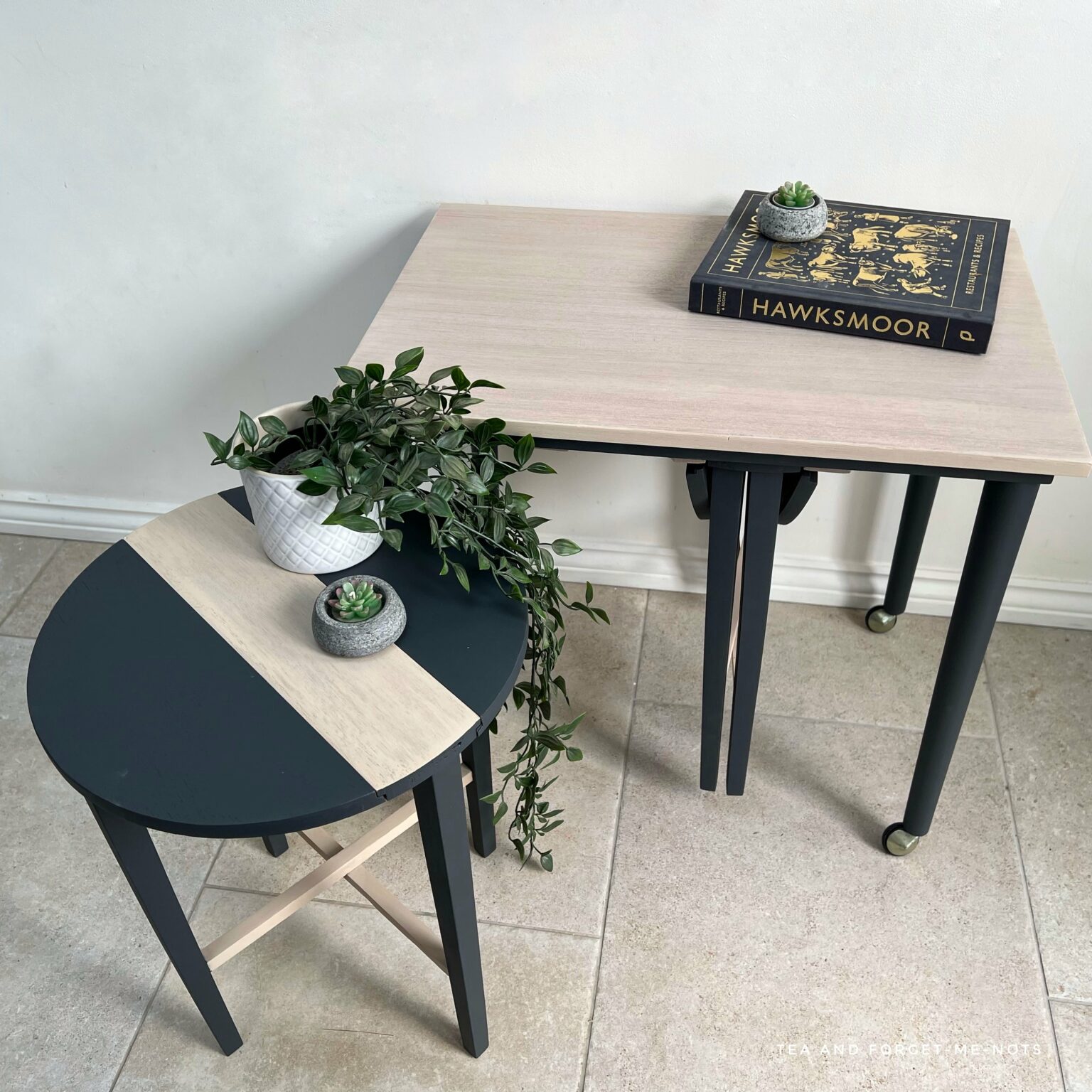 New look for a space-saving table and chairs – Tea and Forget-me-nots