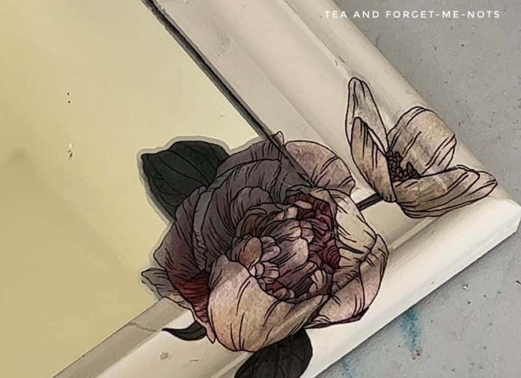 How to update a wooden mirror with a pretty furniture transfer – Tea ...