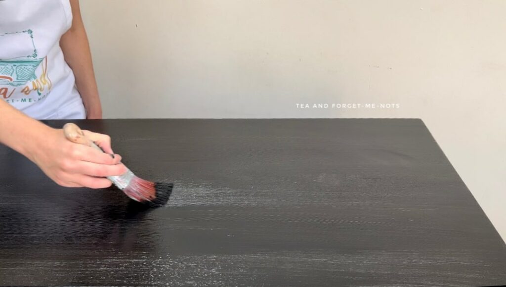 How to make an on-trend painted and wood dresser – Tea and Forget-me-nots