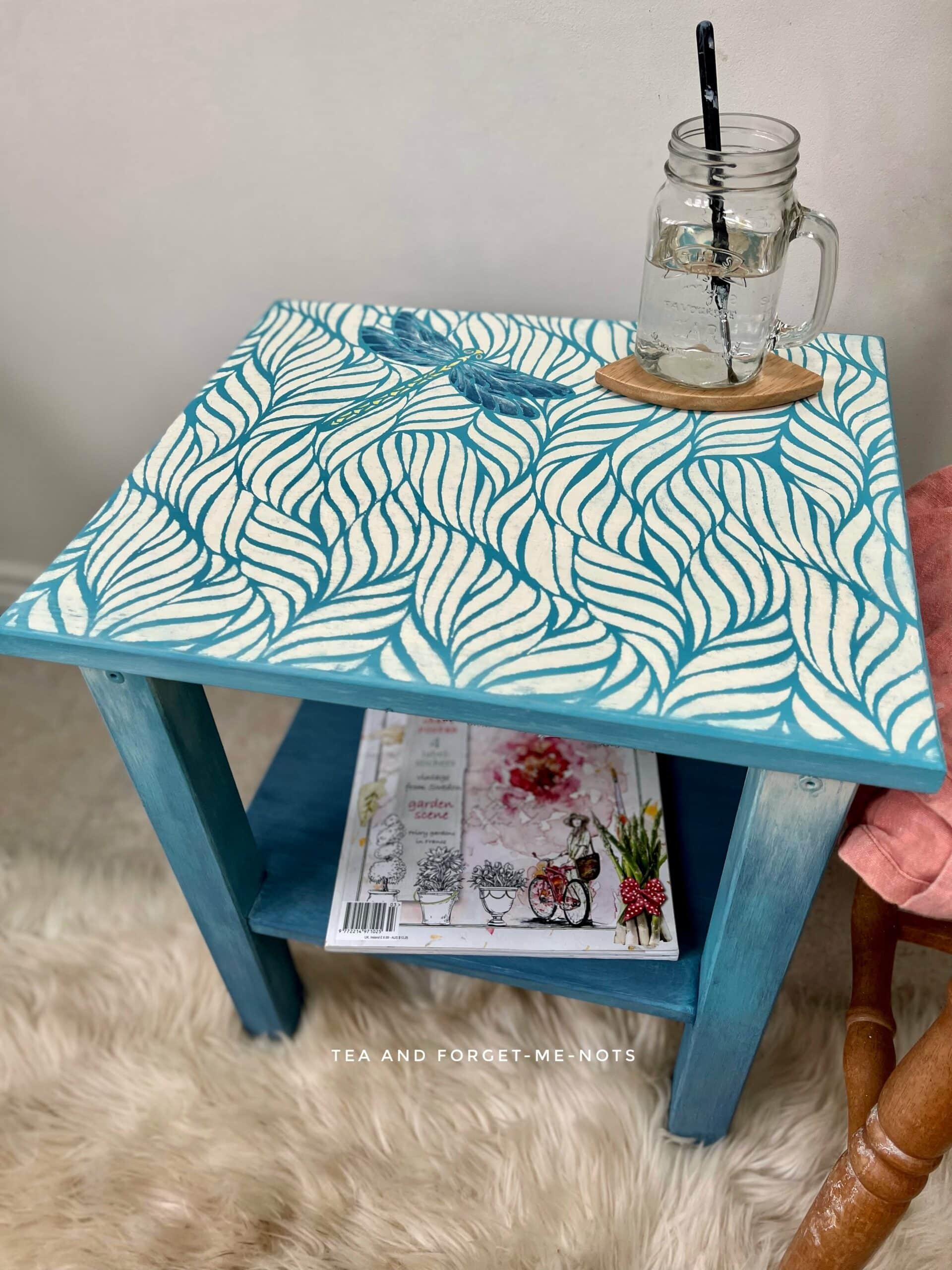 Tea and Forget-me-nots Create a beautiful textured look with clay paint