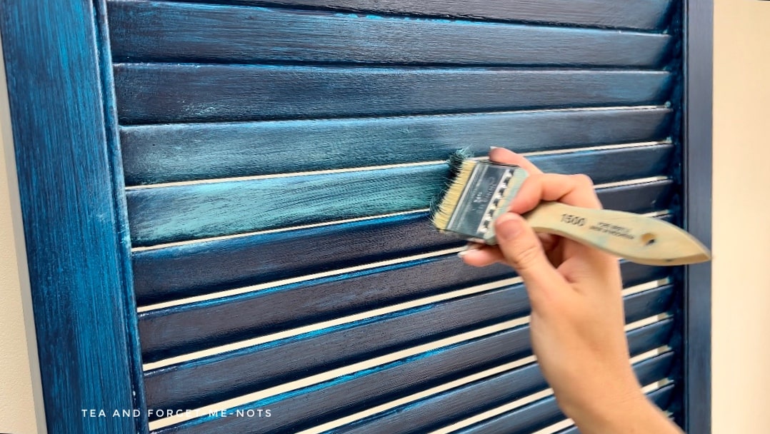 How to paint shutters (and why they're a great tool for a retail booth ...