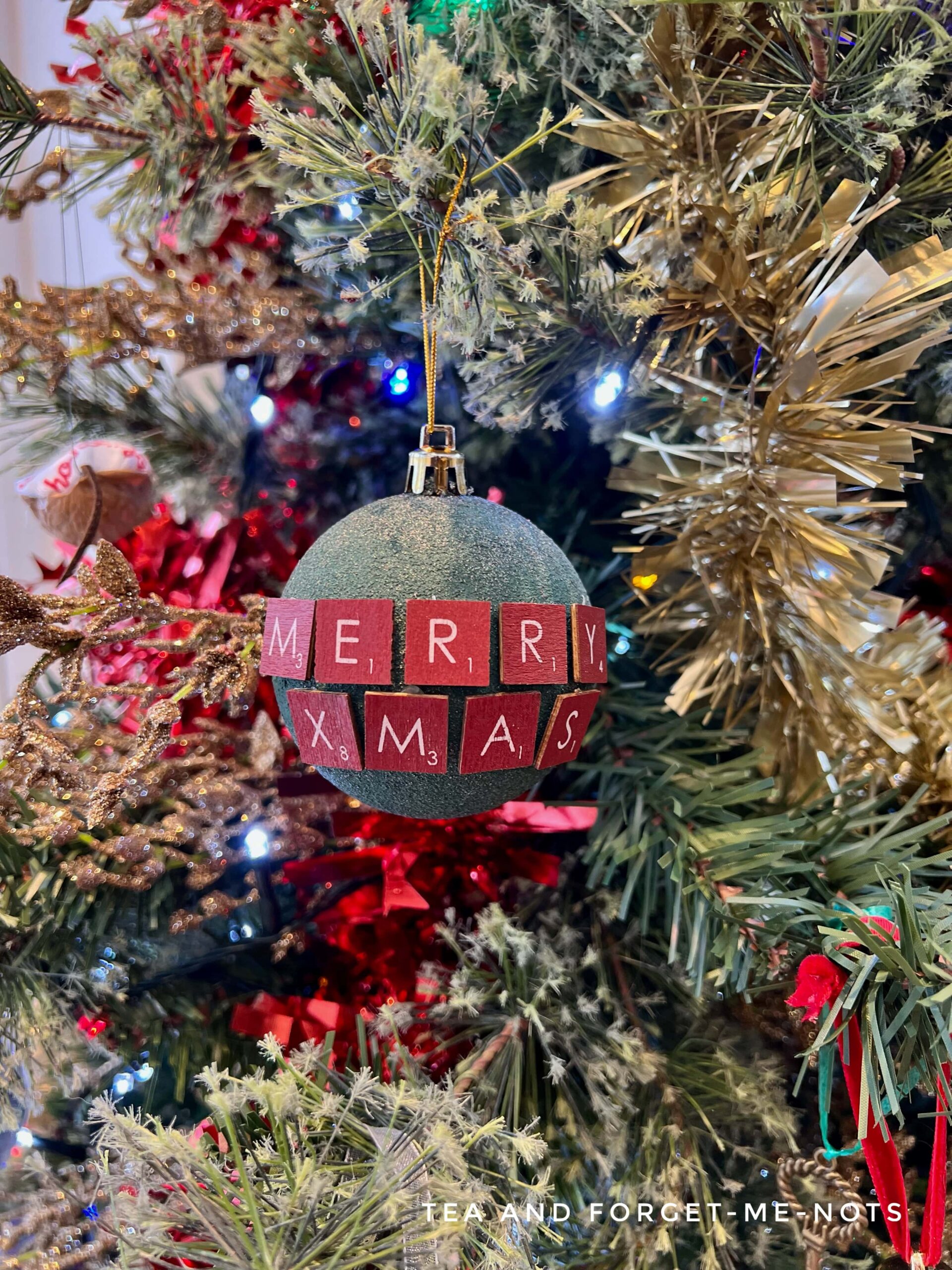 Christmas Paint Night Ideas - Fun and Easy Bauble Designs – Tea and ...