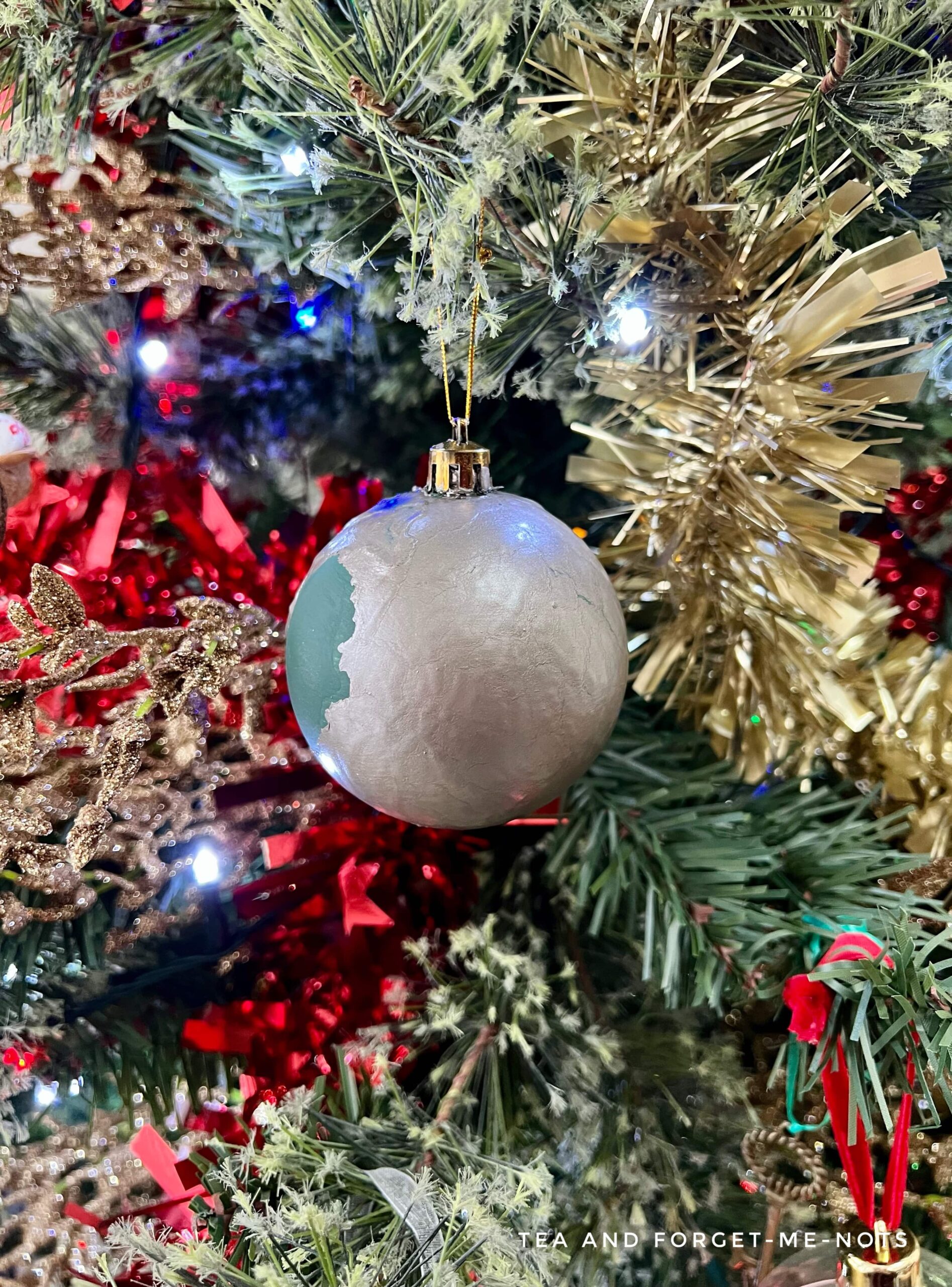 Christmas Paint Night Ideas - Fun and Easy Bauble Designs – Tea and ...