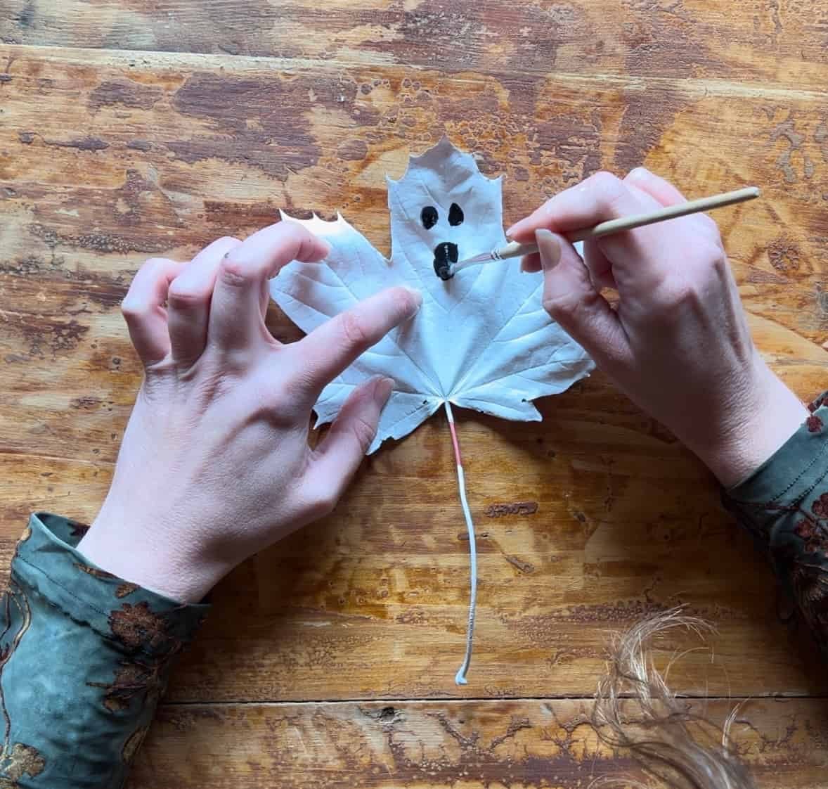 Easy Halloween Ghost Crafts For Kids To Make – Tea and Forget-me-nots